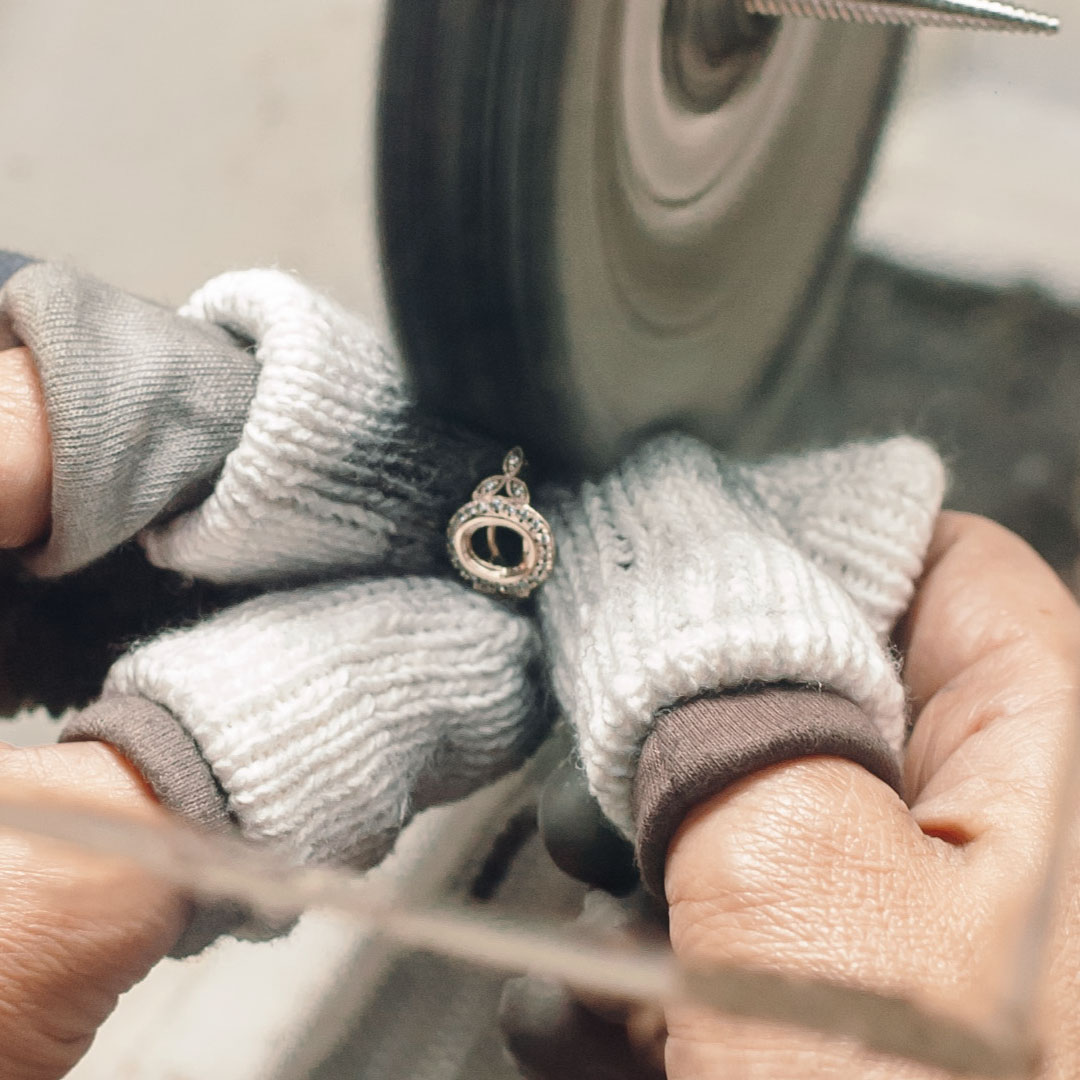 Jewellery Finishing Services Thailand | Morris & Watson